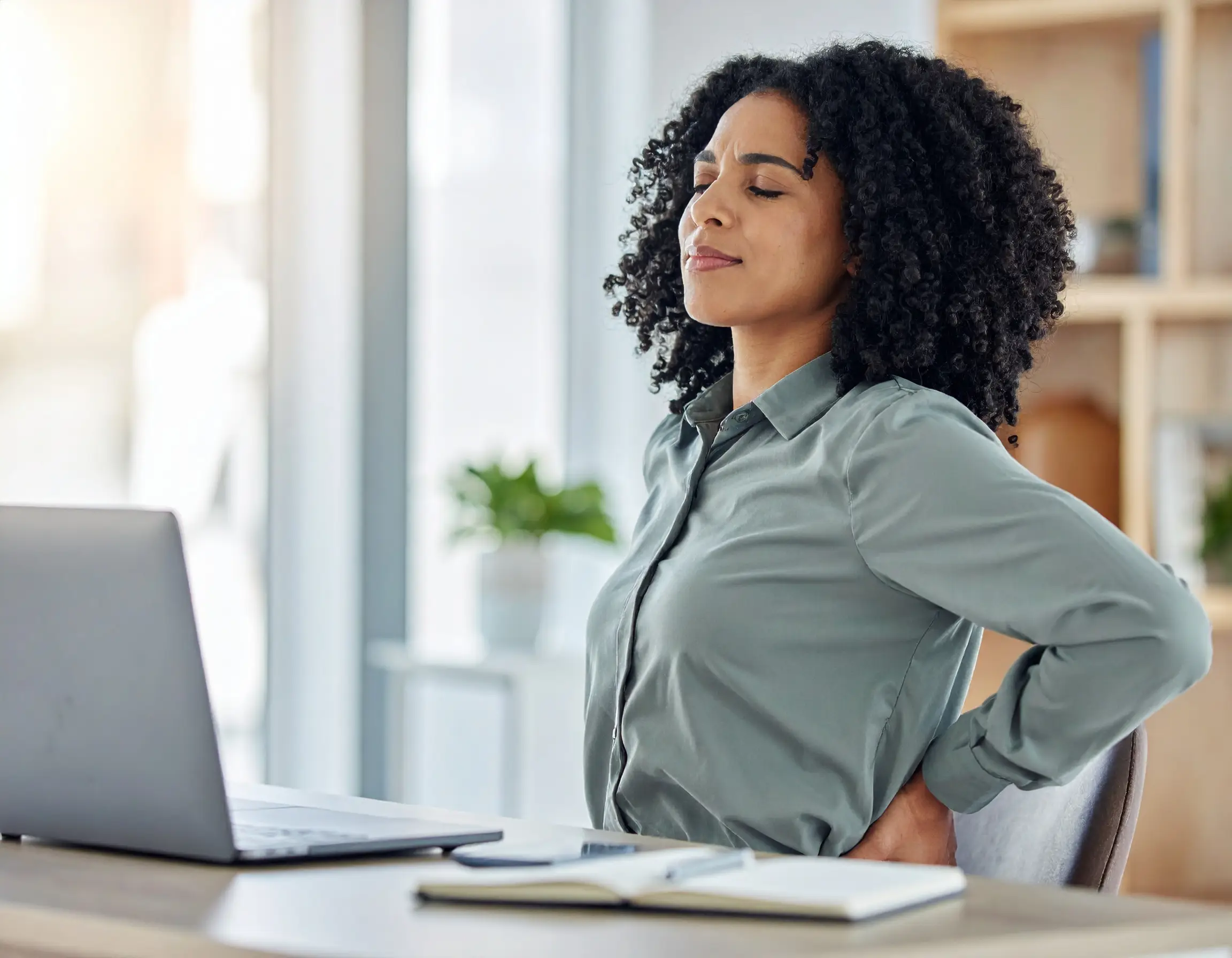 How can I tell if my pain is from my back or my hip? Understand Symptoms